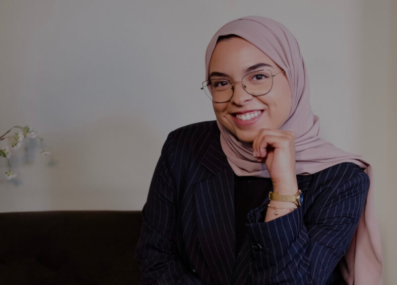 ThursDaily: dwarsloper Oumaima Hajri - The Optimist